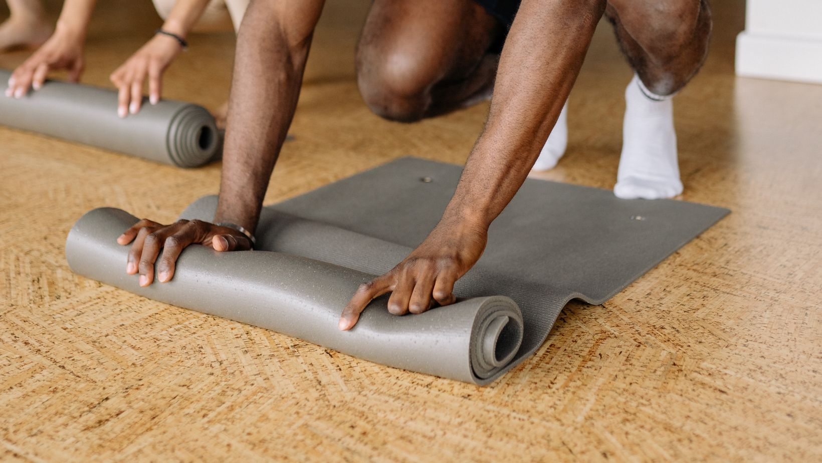 How to Do Jack Knife Sit Ups: A Simple and Effective Ab Exercise ...